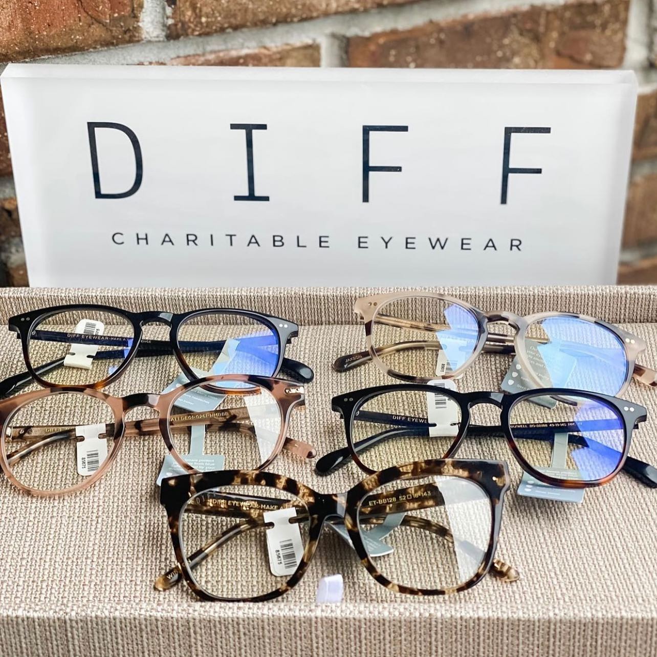10 Best Eyewear Brands 2023 - Which One to Choose?
