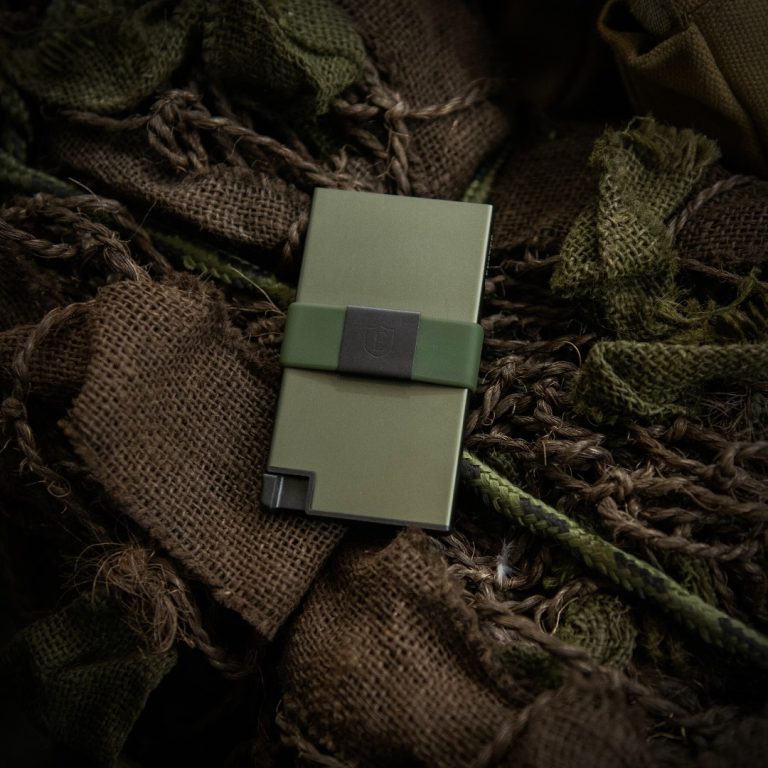 Ridge Wallet vs Ekster 2023 - Which One to Choose?